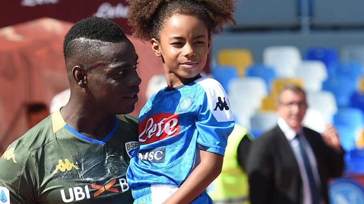 Ini Deretan Pemain Bola yang Punya Anak di Luar Nikah