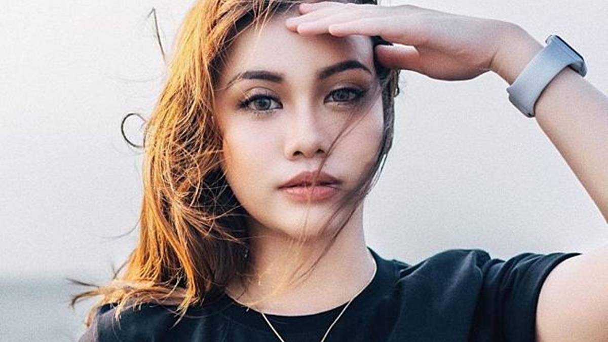 Pertama Lihat Hantu, Frislly Herlind: Dia Gak Jawab, Tiba-tiba ...