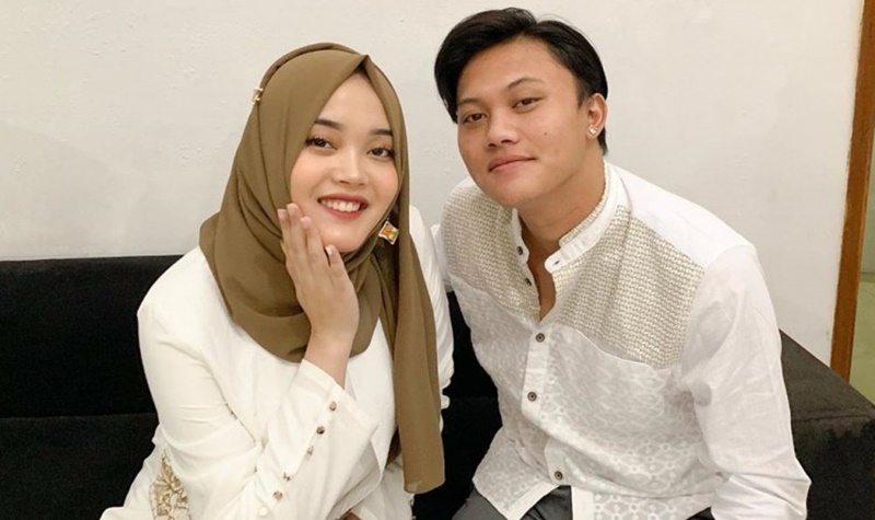 Rizky Febian Sebut Rasa Kuat Mempertahankan Putri Delina Sama dengan ...