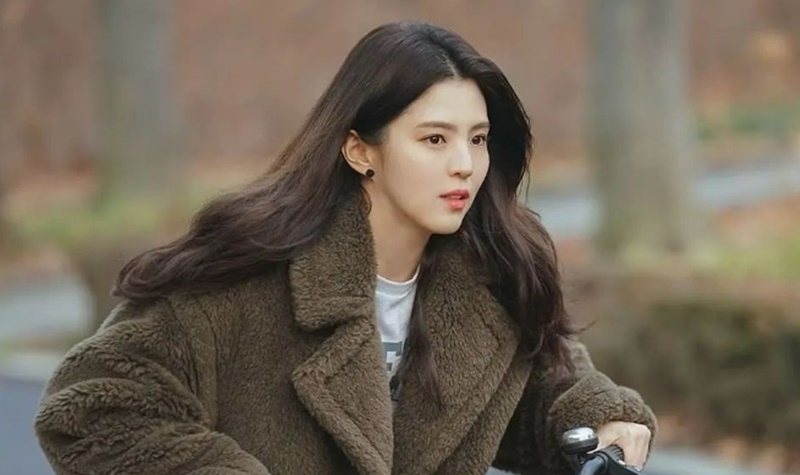 Sederhana, Ini Rahasia Kecantikan Han So Hee yang Bikin Wajah Flawless ...