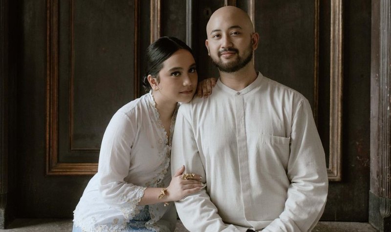 Tiba-tiba Nikah, Ini Potret Rachel Amanda dengan Suami yang Disebut ...