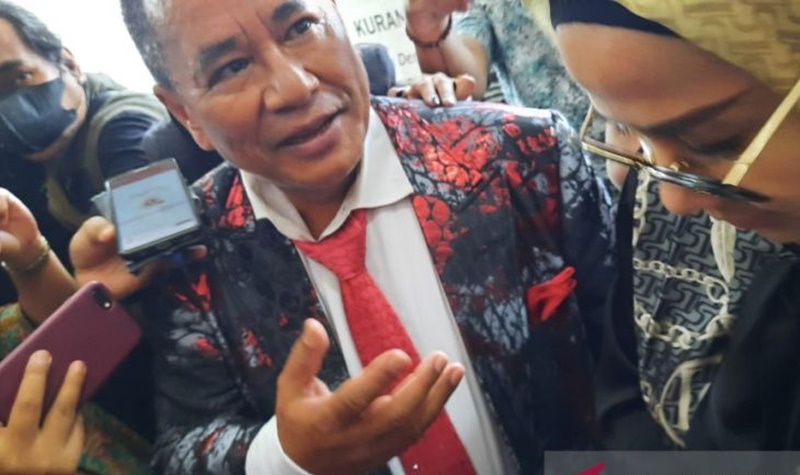Hotman Paris Pengacara Venna Melinda, Ferry Irawan Ditetapkan Jadi ... Hotman Paris Pengacara Venna Melinda, Ferry Irawan Ditetapkan Jadi ...
