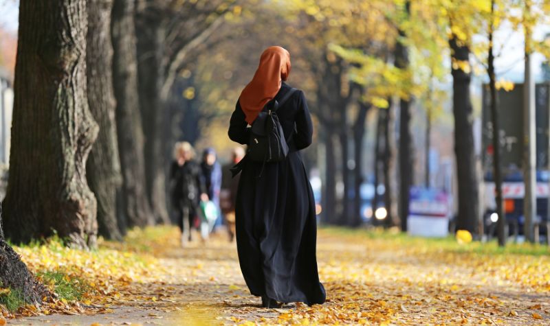 Wajib Tahu, Ternyata Begini Batasan Aurat Perempuan Muslim Bagi Wanita ... Wajib Tahu, Ternyata Begini Batasan Aurat Perempuan Muslim Bagi Wanita ...