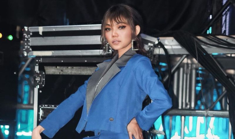 Bukan Penganut Childfree, Begini Penjelasan Rina Nose Tentang Punya Anak Nambah Masalah